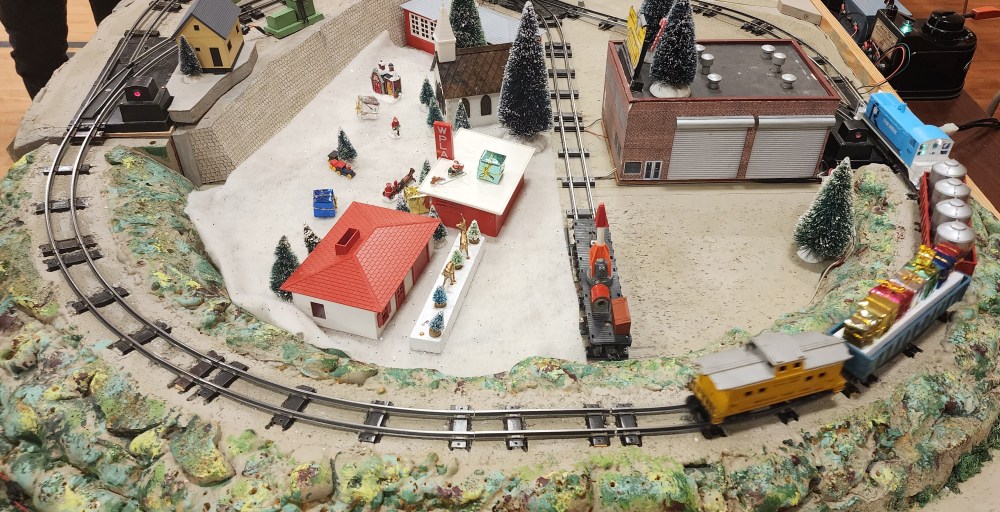 so how does an american flyer locomotive work? – Hamp's Trains